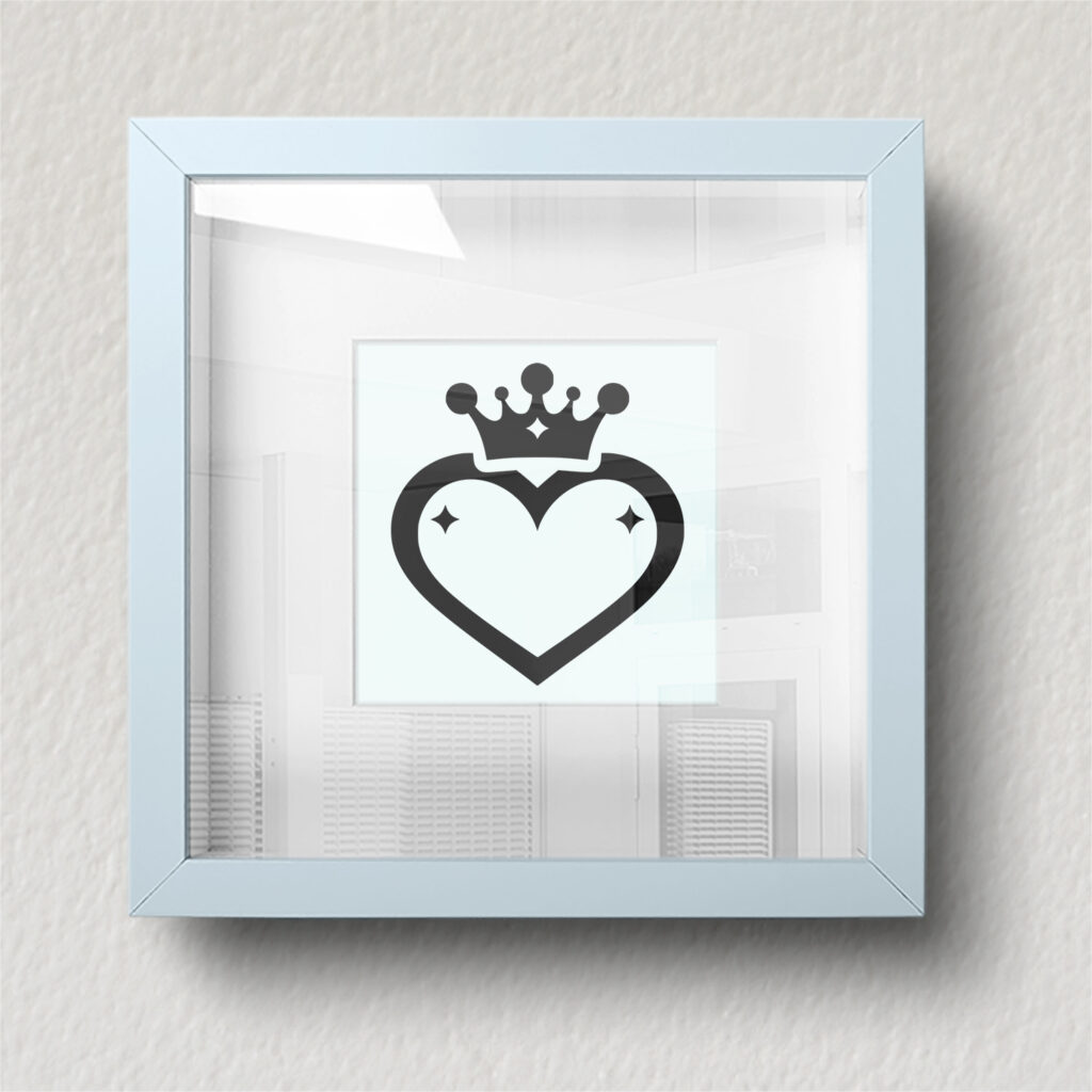 Royal Heart Emblem – Creative Meadow