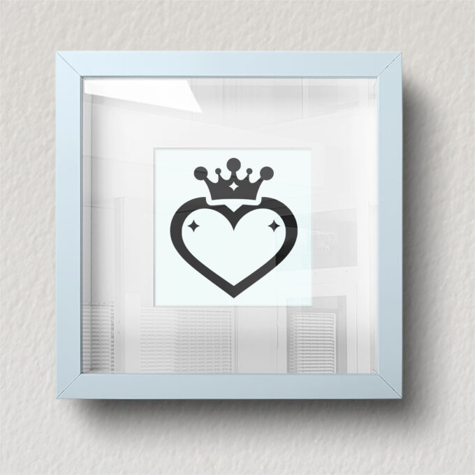 Royal Heart Emblem – Creative Meadow