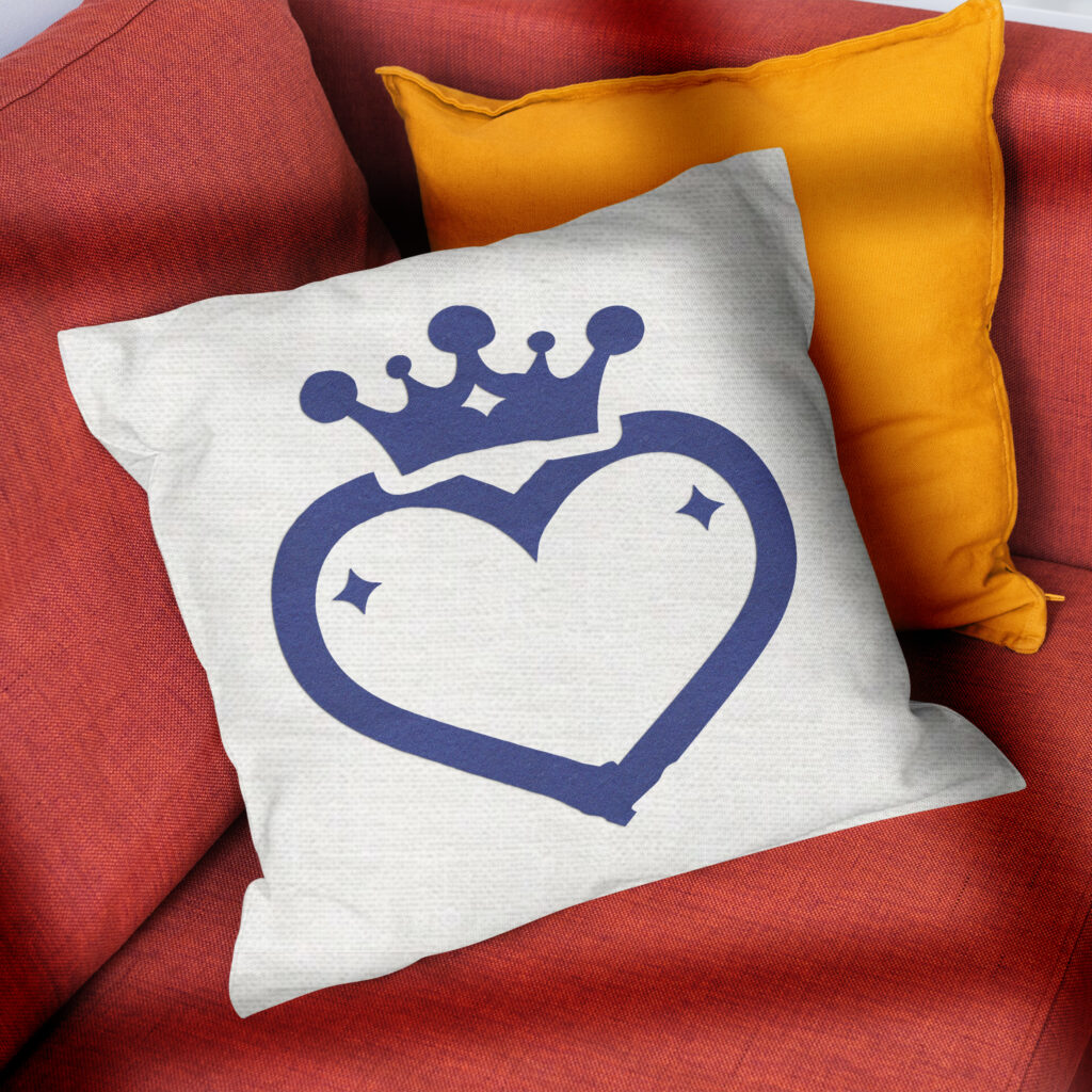 Royal Heart Emblem – Creative Meadow