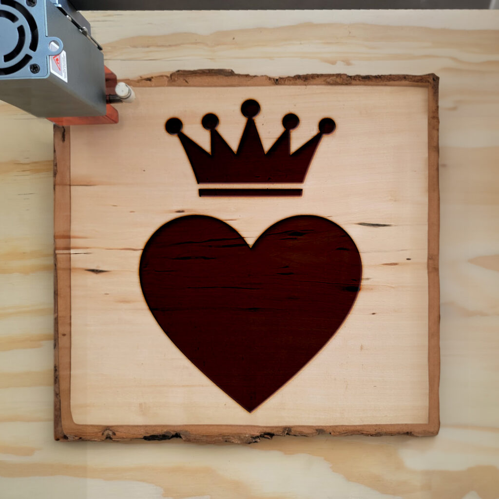 Royal Heart – Creative Meadow